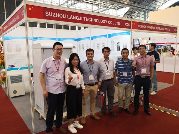 IP66 12U Electrical Pole Wall Mounted Telecom Cabinet