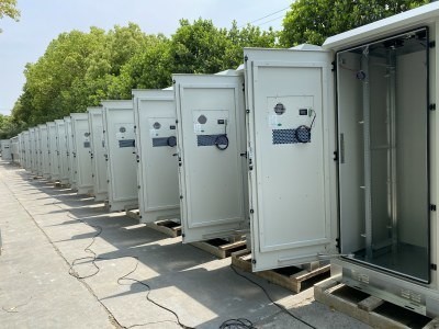 Large Size Heat Insulated Outdoor Telecom Cabinet